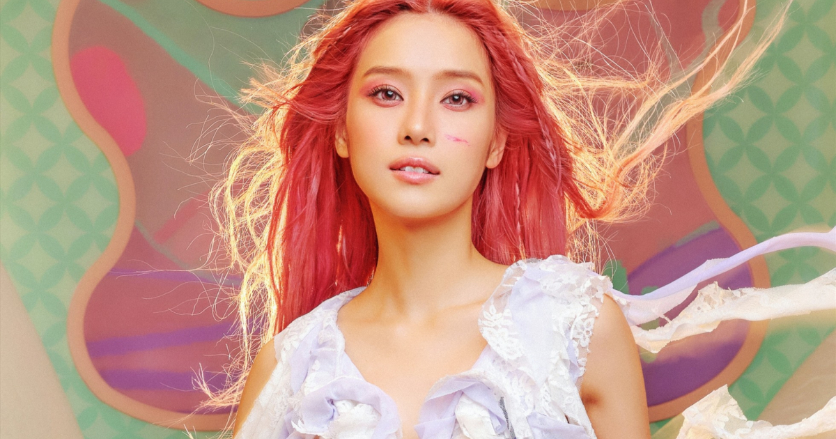 Khác hẳn với loạt hình ảnh tung ra trước đó, Hoàng Yến Chibi thực hiện ...